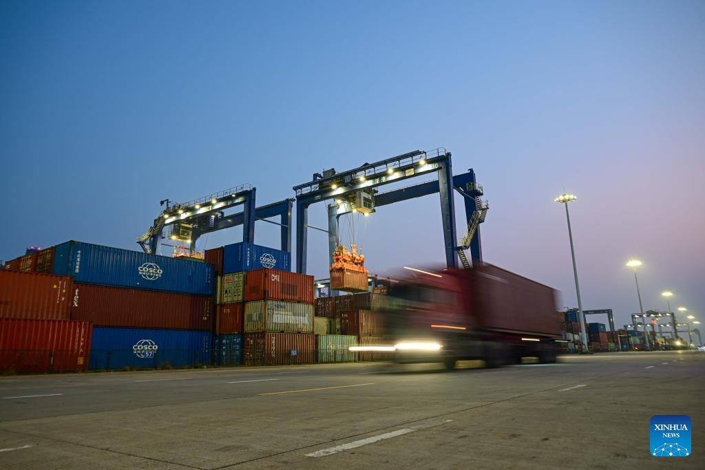 Annual container throughput of Yangpu port in Hainan up 9.2% year-on ...
